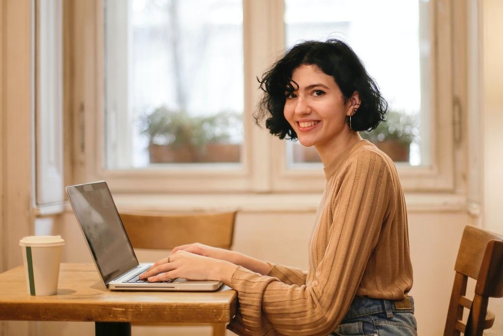 Why Is It So Necessary To Study English Nowadays? - Borderless Learning